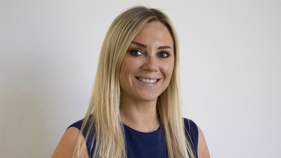 Julie - Gray Dawes Travel